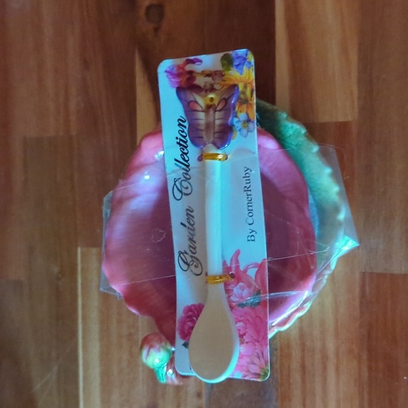 Conner Ruby | Other | Garden Collection Corner Ruby Rose Flower Tea Cup Leaf Saucer Butterfly ...